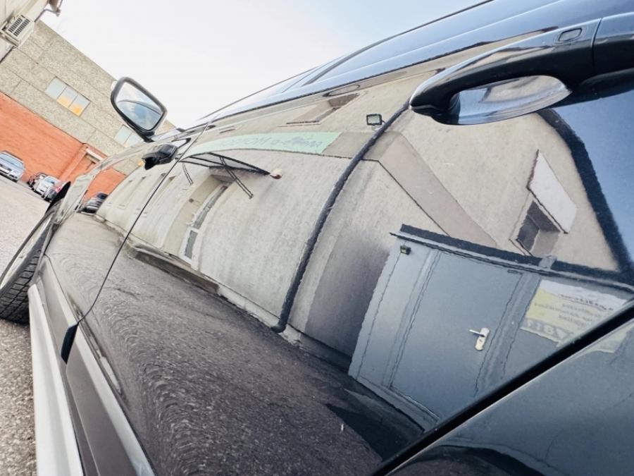 Melns Volvo XC60 2011 Rīga, ar dzinēja tilpumu 2.40 L un nobraukumu 266 tūkst. km par 10900 €, foto 23 vietnē AUTOMOTO.COM.LV