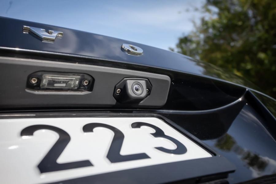 Black Volvo XC60 2011 in Riga, with an engine capacity of 2.40 L and mileage of 245 thousand km for 9790 €, photo 26 on AUTOMOTO.COM.LV