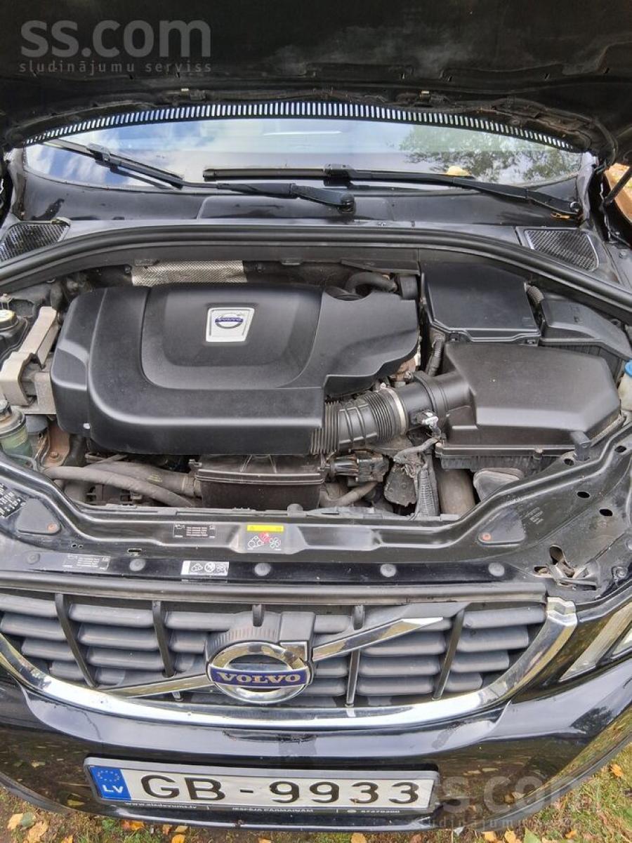 Black Volvo XC60 2011 in Rezekne, with an engine capacity of 2.00 L and mileage of 337 thousand km for 5900 €, photo 10 on AUTOMOTO.COM.LV
