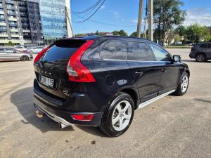Melns Volvo XC60 2011 Viļņa, ar dzinēja tilpumu 2.40 L un nobraukumu 290 tūkst. km par 10000 €, foto 4 vietnē AUTOMOTO.COM.LV
