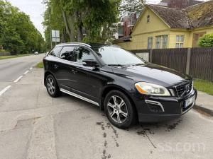 Melns Volvo XC60 2011 Rīga, ar dzinēja tilpumu 2.40 L un nobraukumu 226 tūkst. km par 9800 €, foto 4 vietnē AUTOMOTO.COM.LV