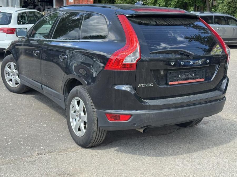 Melns Volvo XC60 2011 Rīga, ar dzinēja tilpumu 2.00 L un nobraukumu 207 tūkst. km par 7950 €, foto 7 vietnē AUTOMOTO.COM.LV