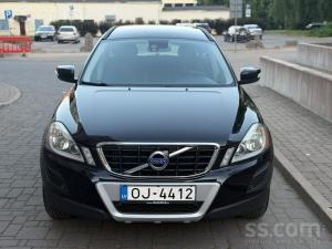 Melns Volvo XC60 2011 Jelgava, ar dzinēja tilpumu 2.00 L un nobraukumu 384 tūkst. km par 5500 €, foto 3 vietnē AUTOMOTO.COM.LV