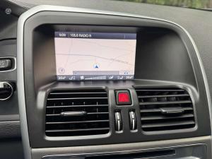 Black Volvo XC60 2011 in Vilnius, with an engine capacity of 1.98 L and mileage of 293 thousand km for 8900 €, photo 21 on AUTOMOTO.COM.LV