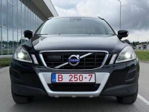 Black Volvo XC60 2011 in Rezekne, with an engine capacity of 2.40 L and mileage of 267 thousand km for 7990 €, photo  on AUTOMOTO.COM.LV