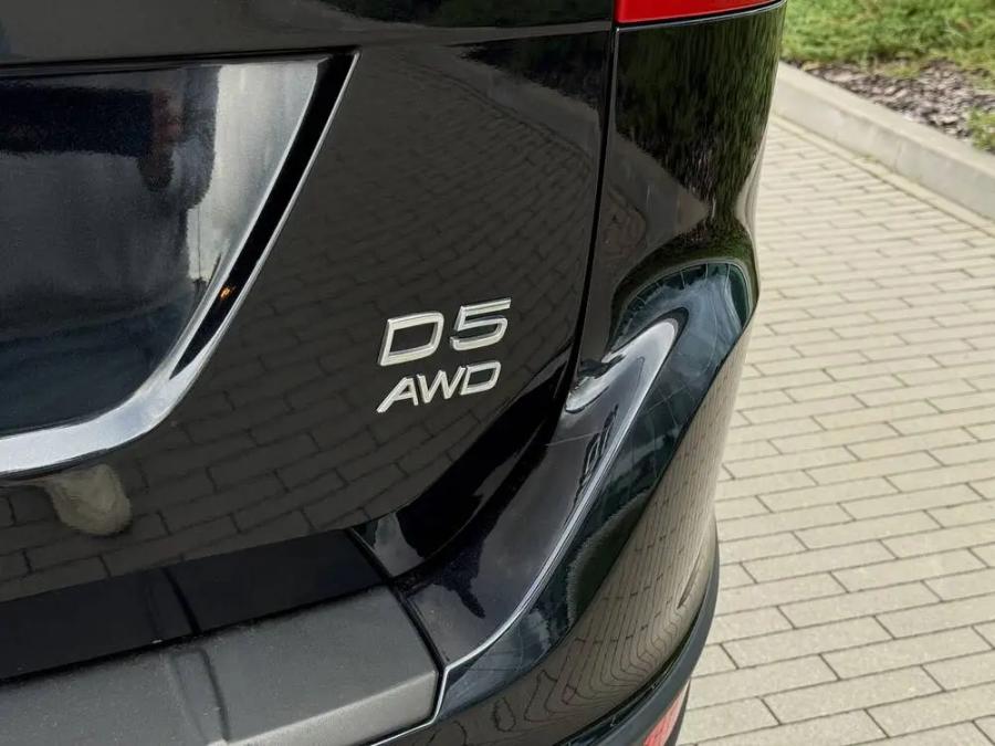 Melns Volvo XC60 2011 Rēzekne, ar dzinēja tilpumu 2.40 L un nobraukumu 267 tūkst. km par 7990 €, foto 9 vietnē AUTOMOTO.COM.LV