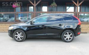 Melns Volvo XC60 2011 Rīga, ar dzinēja tilpumu 3.00 L un nobraukumu 0 tūkst. km par 6290 €, foto 10 vietnē AUTOMOTO.COM.LV