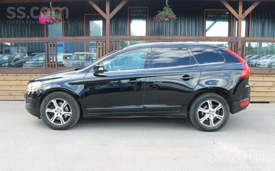 Melns Volvo XC60 2011 Rīga, ar dzinēja tilpumu 3.00 L un nobraukumu 0 tūkst. km par 6290 €, foto 10 vietnē AUTOMOTO.COM.LV