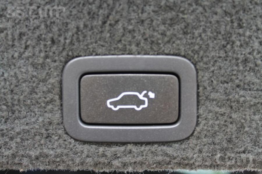 Melns Volvo XC60 2011 Rīga, ar dzinēja tilpumu 3.00 L un nobraukumu 0 tūkst. km par 6290 €, foto 18 vietnē AUTOMOTO.COM.LV