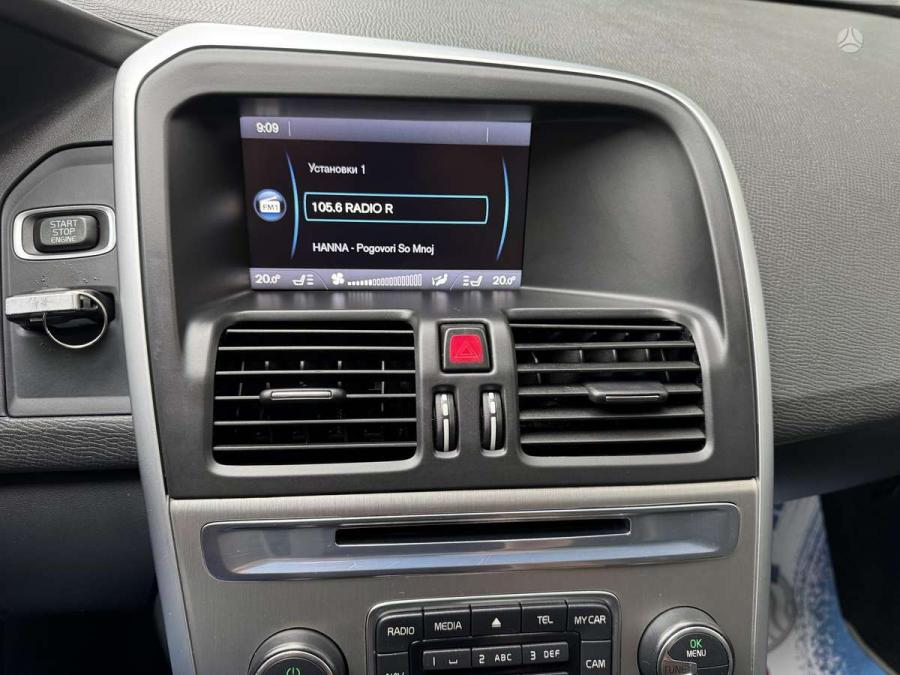 Black Volvo XC60 2011 in Vilnius, with an engine capacity of 1.98 L and mileage of 293 thousand km for 7400 €, photo 21 on AUTOMOTO.COM.LV