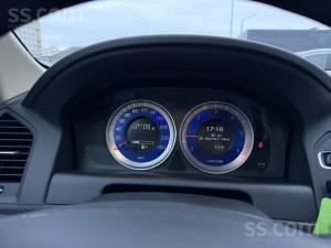 Melns Volvo XC60 2011 Jelgava, ar dzinēja tilpumu 2.00 L un nobraukumu 0 tūkst. km par 8000 €, foto 14 vietnē AUTOMOTO.COM.LV