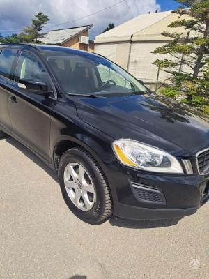 Black Volvo XC60 2011 in Klaipeda, with an engine capacity of 2.00 L and mileage of 276 thousand km for 8250 €, photo 3 on AUTOMOTO.COM.LV