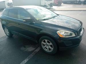 Black Volvo XC60 2011 in Taurage, with an engine capacity of 2.00 L and mileage of 278 thousand km for 6900 €, photo 6 on AUTOMOTO.COM.LV