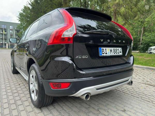 Melns Volvo XC60 2011 Viļņa, ar dzinēja tilpumu 1.98 L un nobraukumu 289 tūkst. km par 9700 €, foto 5 vietnē AUTOMOTO.COM.LV