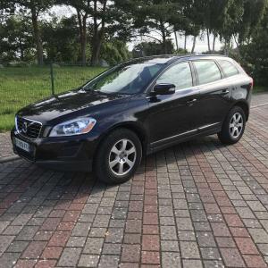 Black Volvo XC60 2011 in Silute, with an engine capacity of 2.40 L and mileage of 350 thousand km for 6500 €, photo  on AUTOMOTO.COM.LV