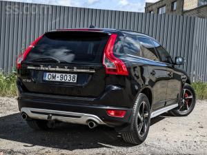 Black Volvo XC60 2011 in Tukums, with an engine capacity of 2.00 L and mileage of 314 thousand km for 7490 €, photo 4 on AUTOMOTO.COM.LV