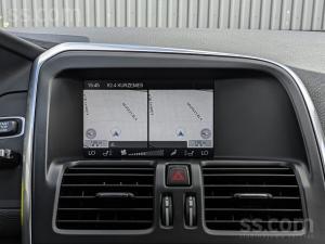 Black Volvo XC60 2011 in Tukums, with an engine capacity of 2.00 L and mileage of 314 thousand km for 7490 €, photo 11 on AUTOMOTO.COM.LV