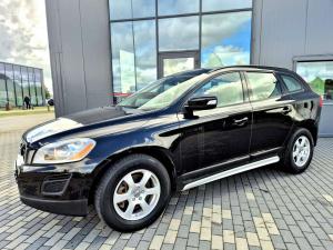 Black Volvo XC60 2011 in Siauliai, with an engine capacity of 3.20 L and mileage of 195 thousand km for 6500 €, photo 4 on AUTOMOTO.COM.LV