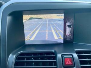Melns Volvo XC60 2011 Viļņa, ar dzinēja tilpumu 2.40 L un nobraukumu 260 tūkst. km par 8500 €, foto 20 vietnē AUTOMOTO.COM.LV