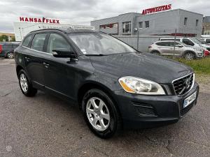 Melns Volvo XC60 2011 Panevēža, ar dzinēja tilpumu 2.40 L un nobraukumu 245 tūkst. km par 6900 €, foto  vietnē AUTOMOTO.COM.LV