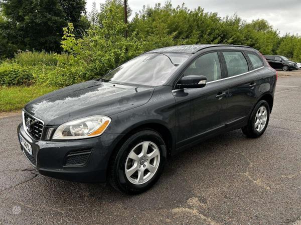 Melns Volvo XC60 2011 Panevēža, ar dzinēja tilpumu 2.40 L un nobraukumu 245 tūkst. km par 6900 €, foto 2 vietnē AUTOMOTO.COM.LV