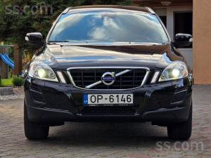 Black Volvo XC60 2011 in Riga, with an engine capacity of 2.40 L and mileage of 385 thousand km for 8950 €, photo 9 on AUTOMOTO.COM.LV
