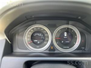 Черный Вольво ХС60 2011 в Рига, объемом двигателя 2.40 л и пробегом 329 тыс. км за 11500 €, фото 15 на AUTOMOTO.COM.LV