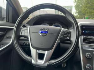 Black Volvo XC60 2011 in Vilnius, with an engine capacity of 1.98 L and mileage of 289 thousand km for 9499 €, photo 19 on AUTOMOTO.COM.LV