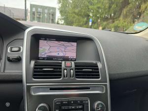 Black Volvo XC60 2011 in Vilnius, with an engine capacity of 1.98 L and mileage of 289 thousand km for 9499 €, photo 22 on AUTOMOTO.COM.LV