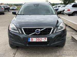Melns Volvo XC60 2011 Rīga, ar dzinēja tilpumu 2.00 L un nobraukumu 308 tūkst. km par 8500 €, foto 3 vietnē AUTOMOTO.COM.LV
