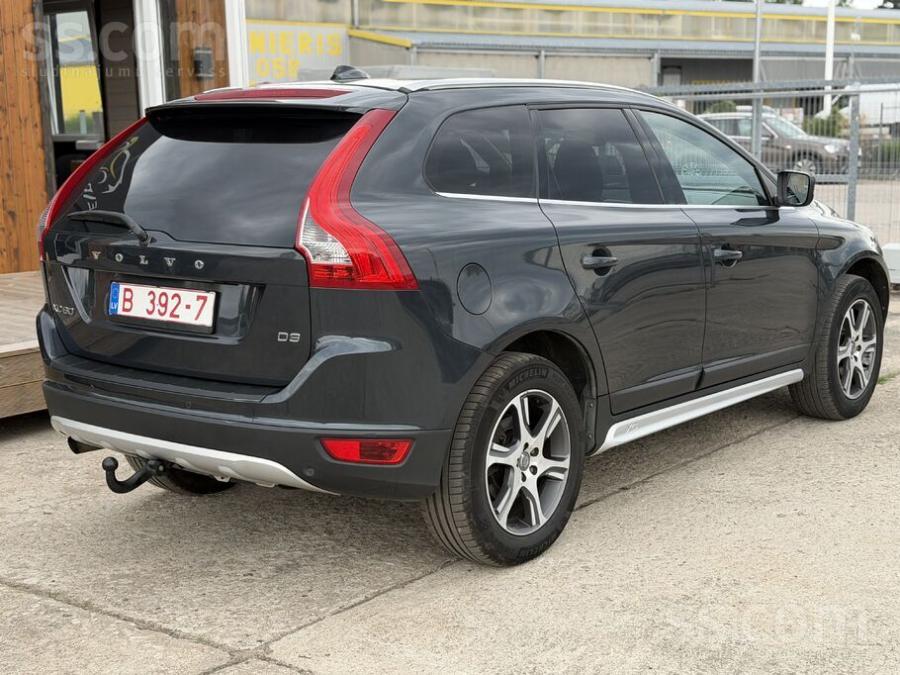 Melns Volvo XC60 2011 Rīga, ar dzinēja tilpumu 2.00 L un nobraukumu 308 tūkst. km par 8500 €, foto 15 vietnē AUTOMOTO.COM.LV