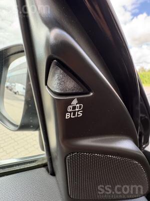 Melns Volvo XC60 2011 Rīga, ar dzinēja tilpumu 2.40 L un nobraukumu 251 tūkst. km par 7600 €, foto 13 vietnē AUTOMOTO.COM.LV