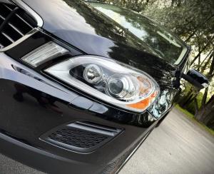 Black Volvo XC60 2011 in Jurmala, with an engine capacity of 2.40 L and mileage of 261 thousand km for 9995 €, photo 15 on AUTOMOTO.COM.LV