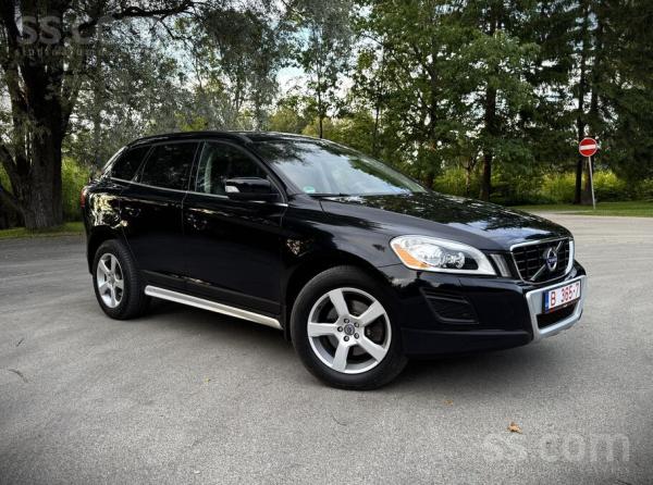 Melns Volvo XC60 2011 Jūrmala, ar dzinēja tilpumu 2.40 L un nobraukumu 261 tūkst. km par 9995 €, foto 3 vietnē AUTOMOTO.COM.LV