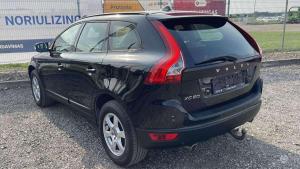 Black Volvo XC60 2011 in Marijampole, with an engine capacity of 2.40 L and mileage of 284 thousand km for 8990 €, photo 12 on AUTOMOTO.COM.LV