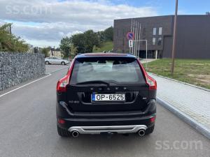 Melns Volvo XC60 2011 Rēzekne, ar dzinēja tilpumu 2.00 L un nobraukumu 278 tūkst. km par 10300 €, foto 6 vietnē AUTOMOTO.COM.LV