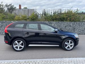 Melns Volvo XC60 2011 Rēzekne, ar dzinēja tilpumu 2.00 L un nobraukumu 278 tūkst. km par 10300 €, foto 8 vietnē AUTOMOTO.COM.LV
