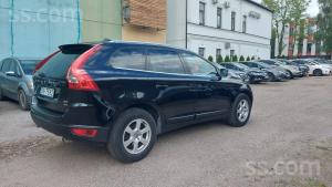 Melns Volvo XC60 2011 Daugavpils, ar dzinēja tilpumu 2.40 L un nobraukumu 0 tūkst. km par 8650 €, foto 6 vietnē AUTOMOTO.COM.LV