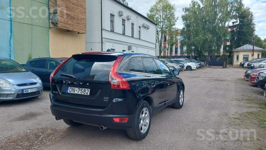 Melns Volvo XC60 2011 Daugavpils, ar dzinēja tilpumu 2.40 L un nobraukumu 0 tūkst. km par 8650 €, foto 7 vietnē AUTOMOTO.COM.LV