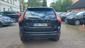 Melns Volvo XC60 2011 Daugavpils, ar dzinēja tilpumu 2.40 L un nobraukumu 0 tūkst. km par 8650 €, foto 8 vietnē AUTOMOTO.COM.LV