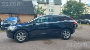 Melns Volvo XC60 2011 Daugavpils, ar dzinēja tilpumu 2.40 L un nobraukumu 0 tūkst. km par 8650 €, foto 11 vietnē AUTOMOTO.COM.LV
