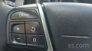 Melns Volvo XC60 2011 Daugavpils, ar dzinēja tilpumu 2.40 L un nobraukumu 0 tūkst. km par 8650 €, foto 16 vietnē AUTOMOTO.COM.LV
