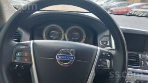 Melns Volvo XC60 2011 Daugavpils, ar dzinēja tilpumu 2.40 L un nobraukumu 0 tūkst. km par 8650 €, foto 17 vietnē AUTOMOTO.COM.LV
