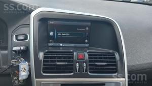 Melns Volvo XC60 2011 Daugavpils, ar dzinēja tilpumu 2.40 L un nobraukumu 0 tūkst. km par 8650 €, foto 18 vietnē AUTOMOTO.COM.LV