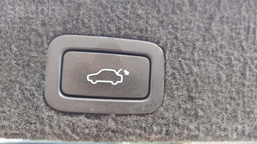 Melns Volvo XC60 2011 Daugavpils, ar dzinēja tilpumu 2.40 L un nobraukumu 0 tūkst. km par 8650 €, foto 24 vietnē AUTOMOTO.COM.LV