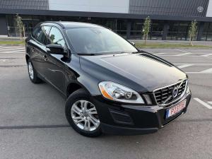 Black Volvo XC60 2011 in Utena, with an engine capacity of 1.98 L and mileage of 348 thousand km for 7750 €, photo 3 on AUTOMOTO.COM.LV