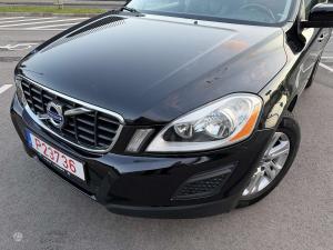 Black Volvo XC60 2011 in Utena, with an engine capacity of 1.98 L and mileage of 348 thousand km for 7750 €, photo 6 on AUTOMOTO.COM.LV