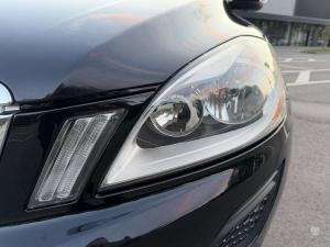 Black Volvo XC60 2011 in Utena, with an engine capacity of 1.98 L and mileage of 348 thousand km for 7750 €, photo 8 on AUTOMOTO.COM.LV