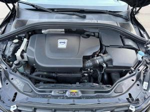 Black Volvo XC60 2011 in Utena, with an engine capacity of 1.98 L and mileage of 348 thousand km for 7750 €, photo 22 on AUTOMOTO.COM.LV