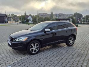 Black Volvo XC60 2011 in Raseiniai, with an engine capacity of 2.40 L and mileage of 245 thousand km for 7999 €, photo 6 on AUTOMOTO.COM.LV